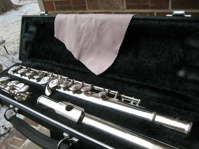 How To Polish A Flute - Orelia Tune